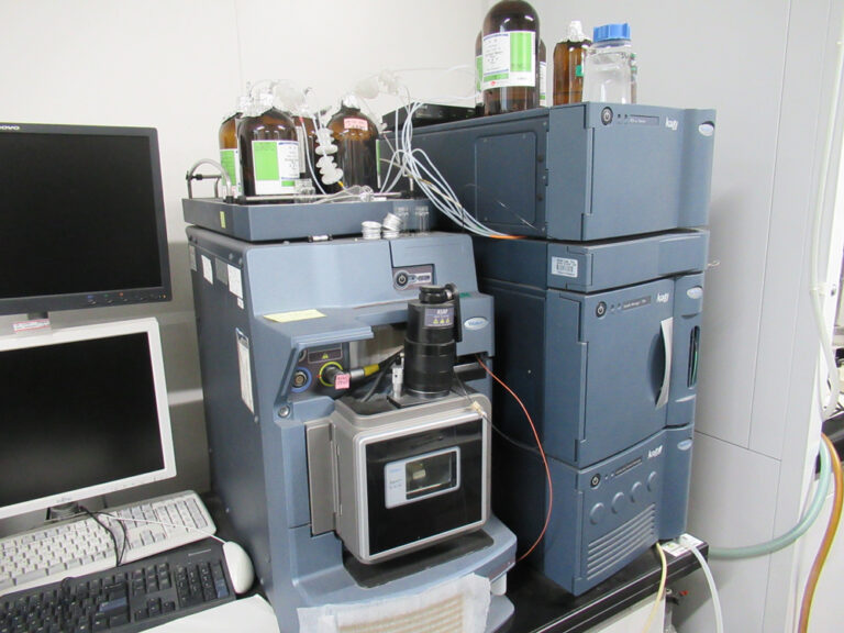 研究設備 | 九州大学触媒有機化学研究室（徳永研究室）